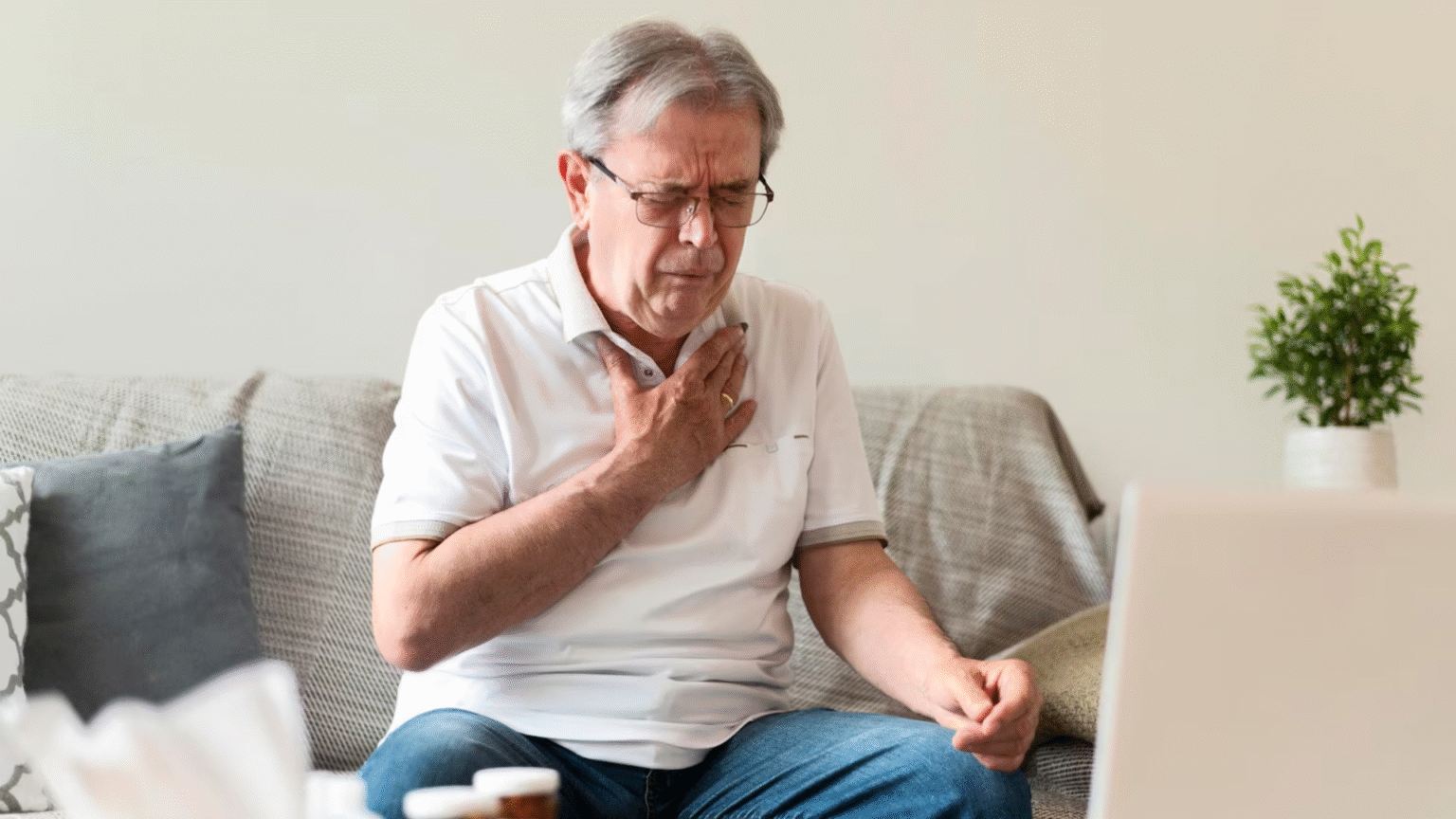 GERD Chest Pain: Symptoms, Triggers, And Treatment